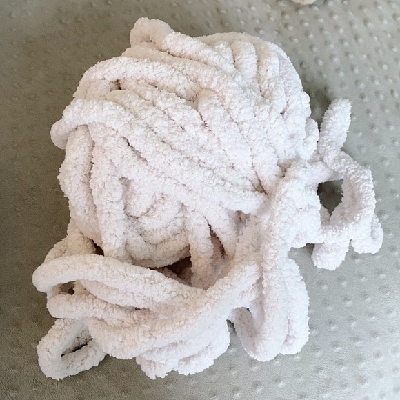Other | Cream Fuzzy Yarn | Poshmark